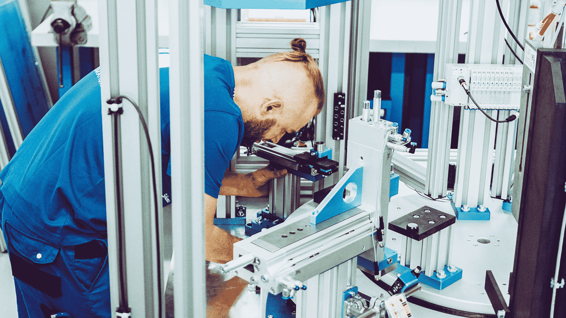 Help-Tec Automation | Robotunits Referenz