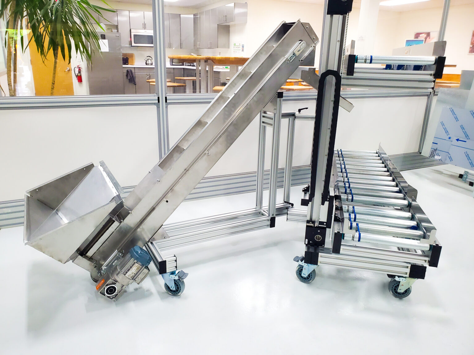 Plug-and-Play Powered Roller Conveyor System - Robotunits