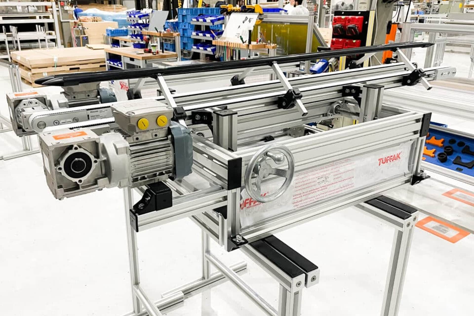 Adjustable conveyor system