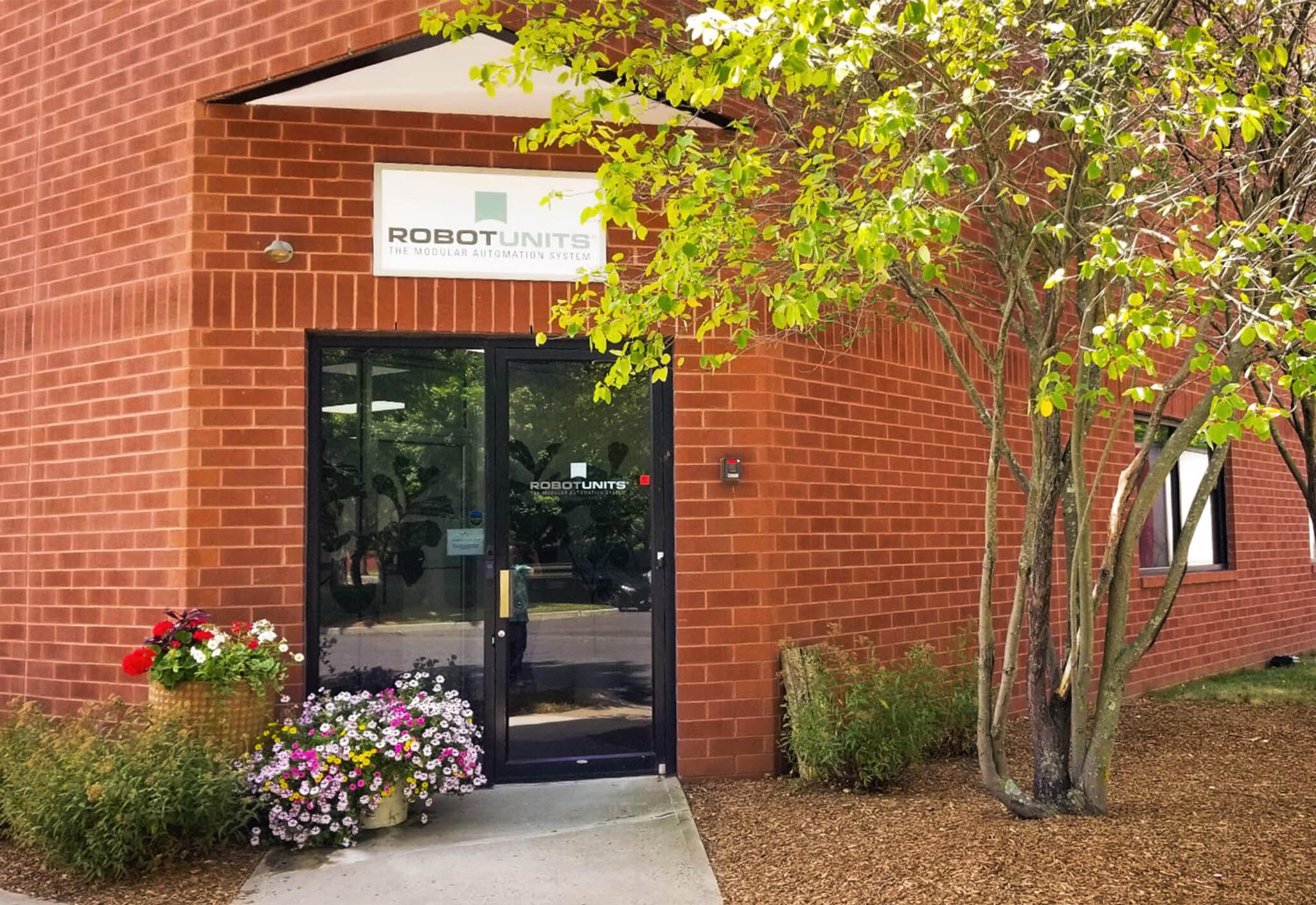 30 years of Robotunits | Modular Automation System since 1994